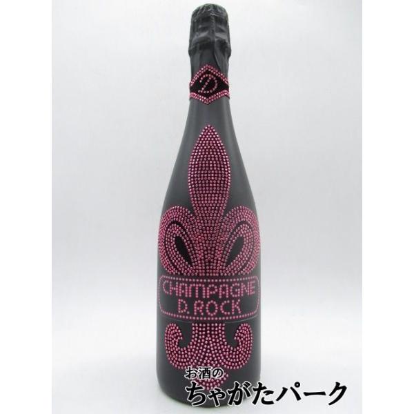 ナイトマーケットで注目を集めるお酒を特集するサイト、キャバペディアでも大きく取り上げられた1000個以上のクリスタルで装飾されたボトルに詰められたD’ROCKシリーズは、手摘みで収穫されたブドウを使って造られた素材と製法にもこだわったシャン...