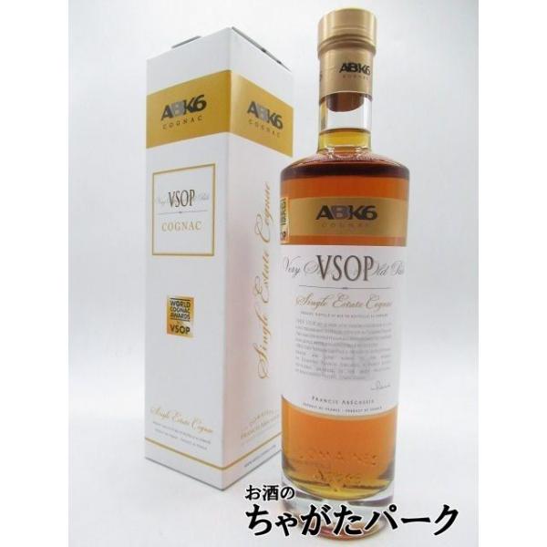 生産域：ファンボア、プティットシャンパーニュ主に熟成年数5〜12年の原酒をブレンド（香り）・・・若いブドウと絶妙なスパイス感とウッディーさを含むシナモン。しばらくするとレモンティーのような心地よい香り立ちに変化する。（味わい）・・・スパイシ...