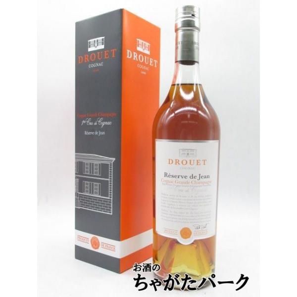 創業者ジャン氏に敬意を表してつくられたコニャック。7年〜10年の原酒を使用したグランド・シャンパーニュらしいふくよかな香りと厚みのある味わいが楽しめます。色はアンバー。香りはフルーラルな花束のアロマを基調に、シロップ、ウッド、コショウ、ナツ...