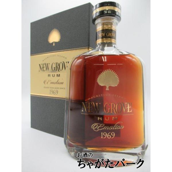 1969年（全体の17％！）〜2008年ビンテージをブレンドし、2018年瓶詰。1969年11月からウイスキーの古樽で熟成され、大切に保管されてきた原酒を使用。1969年から2008年までの様々なビンテージをブレンドすることで、フルーティか...