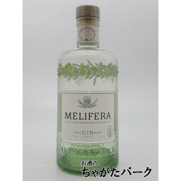 フランス産のオーガニッククラフトジンです。イモーテルの花を贅沢にボタニカルとして使用し蒸留されたこのジンは、とても上品で高貴な香りを堪能させてくれます。現地の高級ワインショップ、ミシュランの星付きレストラン、グルメストアなどで高く評価されて...