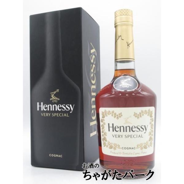 ＶＳは、コニャック地方の優秀な地区の４０以上の異なる原酒のブレンド。【ＨＥＮＮＥＳＳＹ　ＶＳ】ブランデーコニャックバレンタインデー ホワイトデー 母の日 父の日 お中元 御中元 敬老の日 ハロウィン お歳暮 御歳暮 クリスマス 年越し 年末...