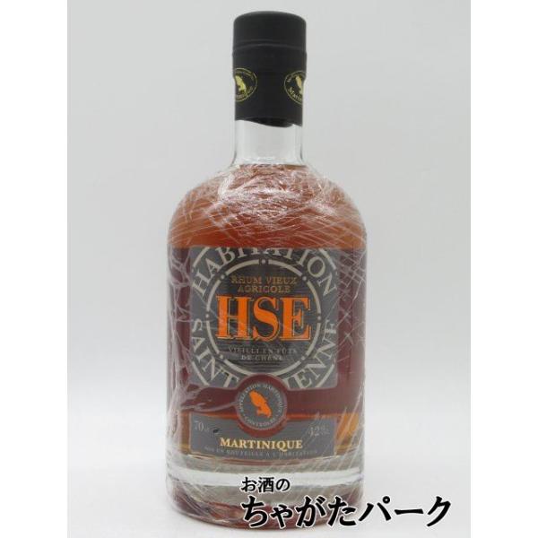 セント・エティエンヌ社は１９８９年に生産を中止し、現在はJバリーと同じくマルティニーク島にあるシモン蒸留所にラム原酒の生産を委託し、熟成・ボトリングのみ行っている。ヴィユーはウィスキー樽とバーボン樽で３年熟成。アグリコール規格。【ＨＳＥ　Ｓ...