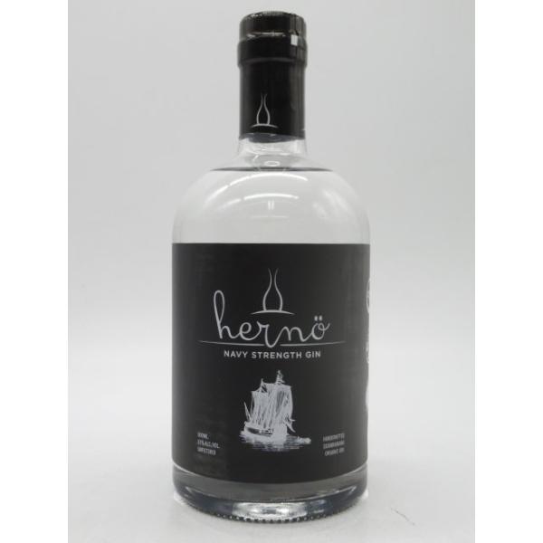 「ロンドンドライ ジン」と同レシピのスピリッツを、アルコール度57%の伝統的なネイビーストレングススタイルでボトリング。ジュニパーやコリアンダー、シトラスの味わいがより鮮烈に感じられるパワフルな1本です。World Gin Awards 2...