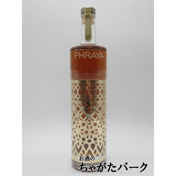 「洗練の技術」というブランド哲学に基づき、上質な材料を使い最終工程まで全て手作業で造られるタイで最もハイランクのプレミアムラム。バニラ、ハチミツ、ジンジャー、フローラルが絶妙に合わさったような香りと、バタースコッチ・キャラメルを思わせる洗練...