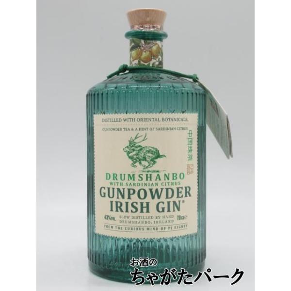 高級中国緑茶が特徴的なアイルランドのクラフトジン。ラベルには、アイルランドのドラムシャンボに古くから伝わる伝説の生き物がデザインされている。嵐の中の雷とともに姿を現すといわれており、飲んだ人に衝撃を与えてほしいという、作り手の願いが込められ...