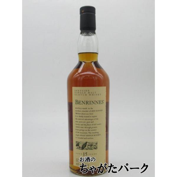 蒸留所にちなむ花と動物をラベルに冠したディアジオ社「花と動物」シリーズ。ベンリネスとはスペイサイドで最も高い山の名前で、蒸留所は山の北麓、標高２１３メートルのところにある。同蒸留所のユニークなところはウォッシュの一部を３回蒸留するところ。大...