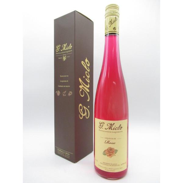 ２０度　７００ミリバラの花びらから抽出したエキスをベースに、エレガントなローズカラーを実現したリキュールです。華麗なる芳香と鮮やかなバラ色は、バラの女王と評される魅惑の逸品。その高貴な風味と気品は、華麗なるロマンの世界へ誘う不思議なリキュー...