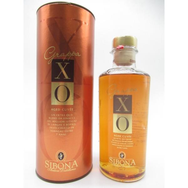 ４４度　５００ミリランゲ、ロエロ地区のキュベ（ある一定量のしかも均質なもの）から選抜されたネッビオーロとバルベーラの搾りかすを使用したグラッパ。蒸留後、７５％〜７６％のアルコール度数のグラッパを小さなフレンチオーク樽にて６年熟成しました。熟...