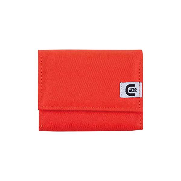 「商品情報」海や山、キャンプ、フェスなどレジャーに活躍する小型財布。紙幣、コイン、運転免許証、カード1枚程度の必要最小限を収納。身軽で出かけたい時の小さな財布です。「主な仕様」サイズ：W95mm x H75mm x D25mm素材：ポリエス...