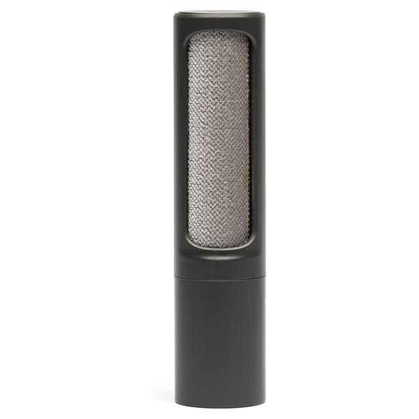 「商品情報」「主な仕様」【商品紹介】毎日の生活の中で、洋服にはさまざまな汚れがつきます。このモダンなガーメントブラシは、従来のロール型粘着クリーナーに代わるサステイナブルなブラシで、あなたの衣類や家具を、髪の毛、ほこり、毛玉、フケなどあらゆ...