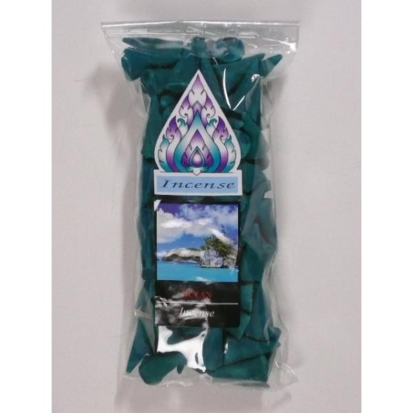 コーンタイプのお香です。約10分ほどの燃焼タイプです。コーンタイプのお香です。１袋約100個入りです。商品はタイ製で、高さは2.7〜3.0Cm、底辺の円の直径は1.3〜1.5Cmです。通常よりやや大きいタイプです。＃お香＃アロマ＃芳香＃タイ...