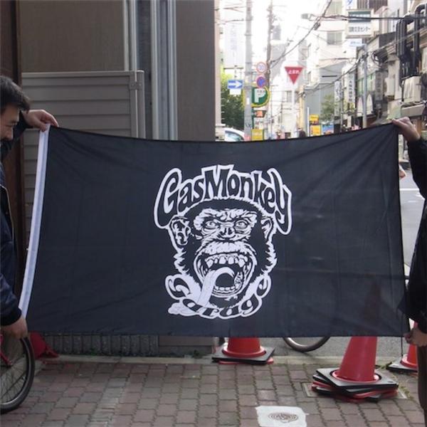 アメリカンなフラッグです。ガレージやお部屋の壁などにいかがでしょうか。サイズ：約150×90Cm