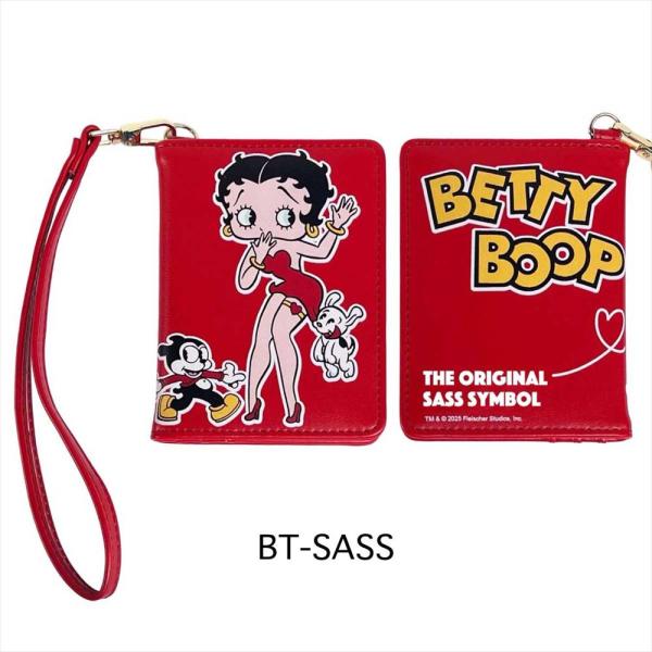 毎日使うモノだから、好きなキャラクターのパスケースでパッヒーに定期券やカードなどを複数枚入れられる、機能的な2面仕様で4ポケット付きです！ストラップが付いているので鞄に取り付けられ、忘れ物・盗難防止にもなります。必要な時にサッと取り出せて、...