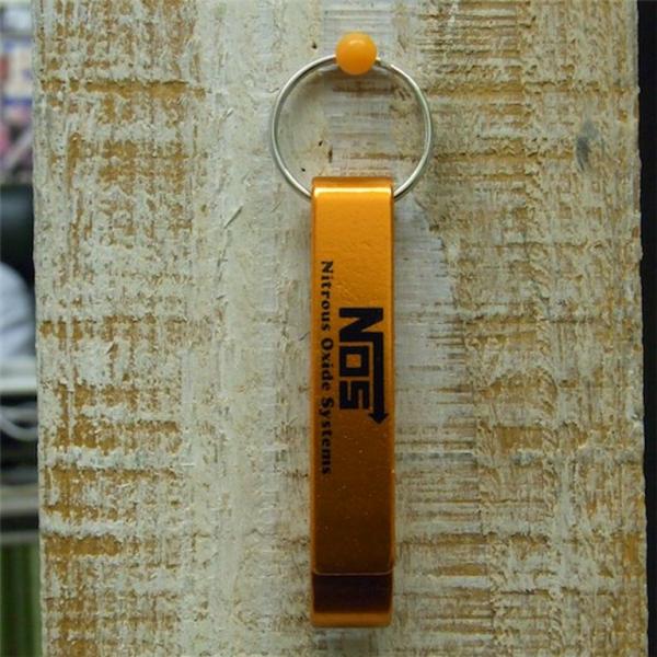 アルミ製のボルトオープナー（栓抜き）です、軽くて比較的丈夫ですよ。　約W1.2 H6.5ｃｍ