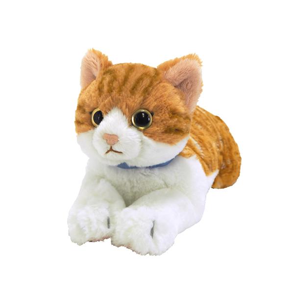 　ひざねこはしっとりとした程よい重さのある猫のぬいぐるみ。お膝にのせてほっこりしたり、ポーズをとらせて飾ったり…本物の猫のお腹のような柔らかな素材で手触り抜群のぬいぐるみです。　年齢性別問わず、プレゼントはもちろん、インテリアとしてもおすす...