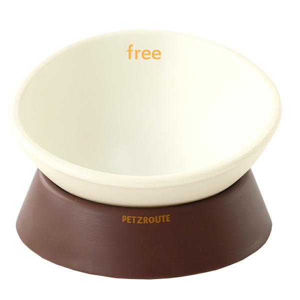 メーカー：ペッツルート メーカー画像　ペッツルート　フリーフリー食器　モカ　犬　猫　食器　日本製　4984937552701　20241011　y24m10　ktym　フリー　給餌　えさ　餌　皿　茶色　ブラウン　いぬ　ねこ　ドッグ　キャット...