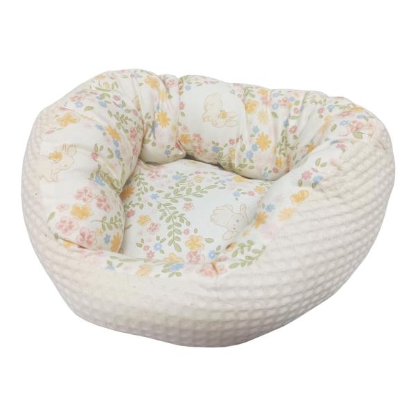 メーカー：Rainbow レインボー　うさぎ柄　もこもこベッド　Ｍ　4589462739506　20251021　y25m10　ktym　小動物　うさぎ　ベッド　ベット　寝床　クッション　ボア　冬物　冬　防寒　あたたかい　もこもこ　モルモッ...