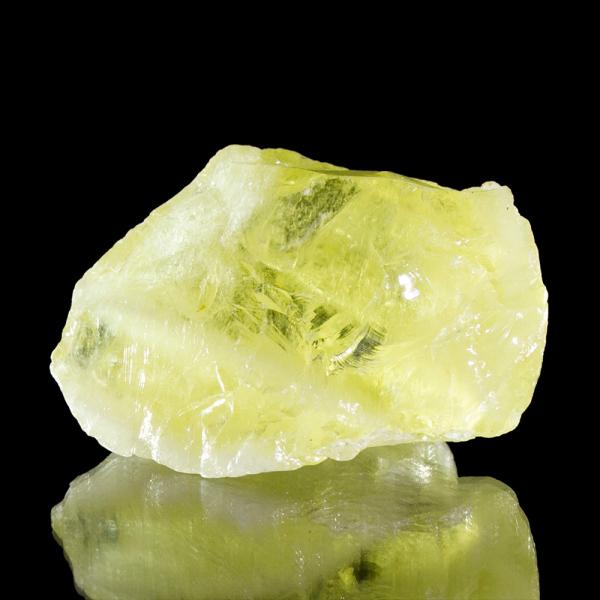 形状お任せ　シトリン（黄水晶）　Ｍサイズ　１個　鉱物　鉱石　原石　レイアウト素材　2250008082142　石　アクアリウム　パルダリウム　両生類　爬虫類　鉱石テラリウム　ミネラル　宝石　水晶　水草　sk0311_n　ｋｓｚｋ　20260...
