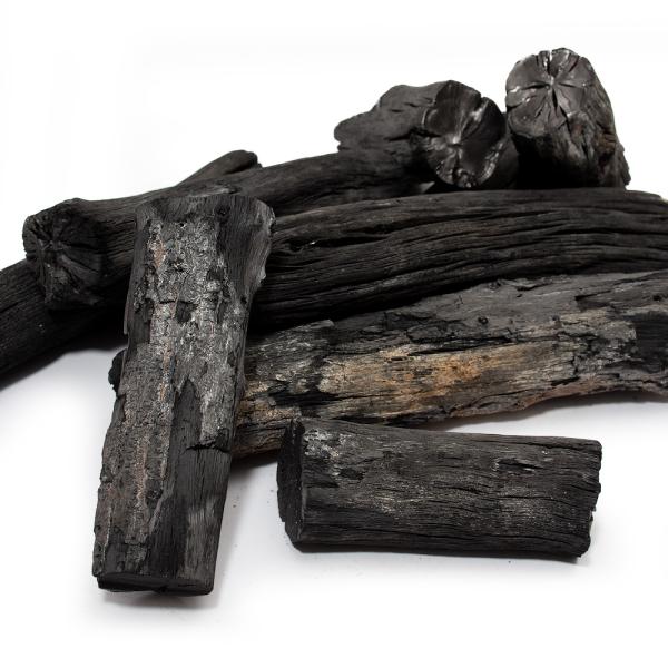 メーカー：(株)リーフ Leaf Corp 形状お任せ　国産　備長炭　中太　選別漏れ　約2kg　アクアリウム用品　熱帯魚　エビ他　金魚　メダカ　アクア用品　ろ材　ウールマット　活性炭/吸着ろ材　Leaf　Corp　紀州馬目樫備長炭　活性炭ニ...