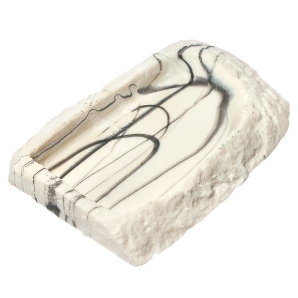 メーカー：(株)リーフ Leaf Corp フード＆ウォータープレート　ブラック　Ｍ　4582645942731　爬虫類　両生類　爬虫類用品　飼育用品　餌　エサ　えさ　フード　フィーディング　エサ皿　餌皿　エサ入れ　えさ入れ　餌入れ　給餌器...