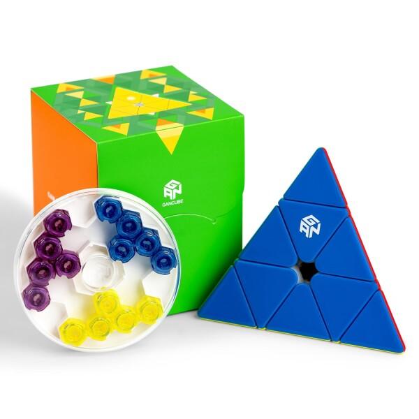 GAN Pyraminx Enhanced商品コード：49069183344型番：00100201003軽量、再設計 - たった64グラム。GANピラミンクスは市場で最も軽量なピラミンクスです。一方でコア内に磁石を内蔵したのは初めてとなりま...