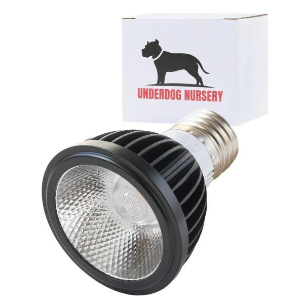 UNDERDOG NURSERY BULL 10W 5800K BLACK 植物育成LEDライト 多肉植物 塊根植物 観葉植物 室内栽培 家庭菜園 (BLACK-5800K)商品コード：49069253664型番：BULLカラー：BLACK...