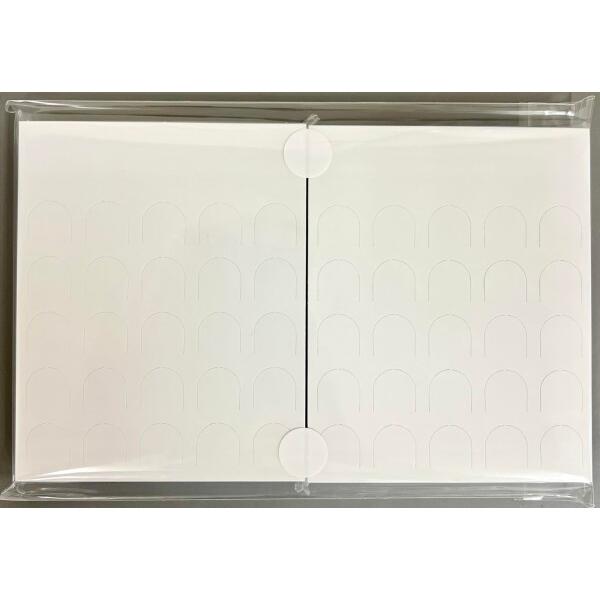 ビンゴカード 無地 白 レーザー インクジェット印刷可 (100枚)商品コード：49078789305型番：WB100サイズ：100枚カラー：ホワイトビンゴカードなら定番の「穴あけ加工」をしてありますので、印刷してすぐにご使用いただけます。...