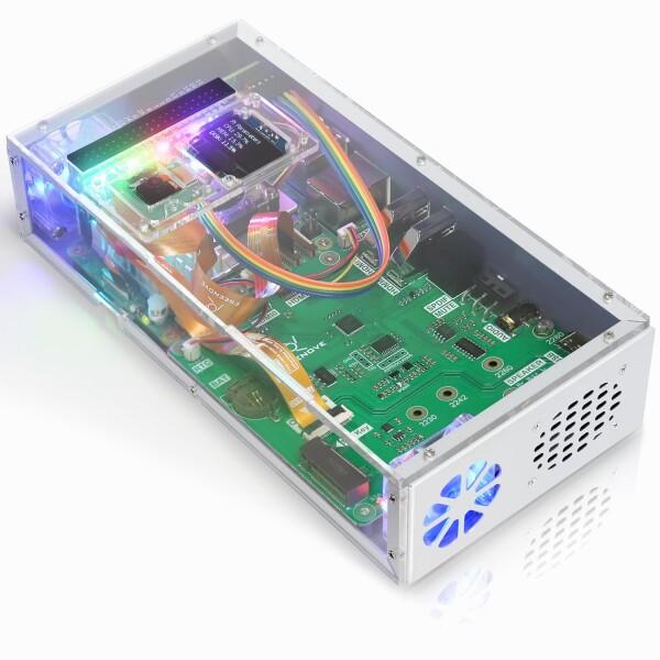 Freenove Computer Case Kit for Raspberry Pi 5 (同梱されていません), M.2 NVMe SSD スロット 1231 MB/s, 5 MP カメラ, 0.96 インチ OLED スクリーン, 組...
