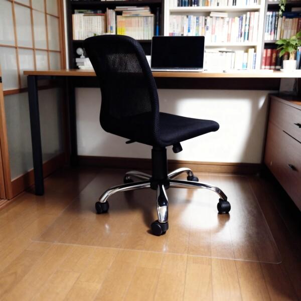 チェアマット 透明 床保護マット 拭ける フロアマット デスクチェア用 フローリング・畳対応 滑り止め・耐熱 85[度]・カット可能 机の下に敷くマット 厚さ1.5MM (80*100CM)商品コード：49081125212型番：Chair...