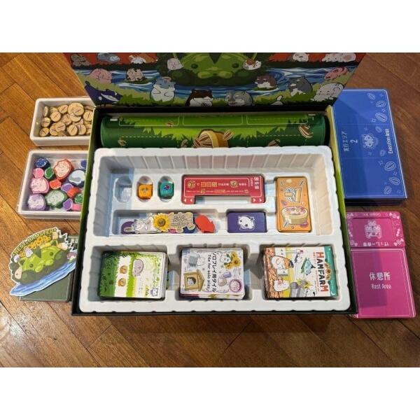 HAM-FARM-ハムファーム- メガボックス（ボードゲーム）商品コード：49081133200型番：HF05カラー：緑・白・オレンジ・青ハムファームを全部収納できるメガボックスが誕生!別売りの「ハムファーム本体」「第1・第2・第3拡張」「...