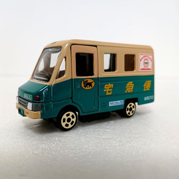 ヤマト運輸 トミカサイズミニカー ウォークスルーN8010号車商品コード：49081134736型番：N8010廃盤車。ヤマト運輸のウォークスルー車でノベルティで2番目に作られたものです。