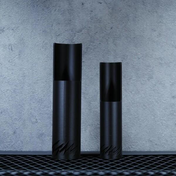 SOCIAL PLANT WORKS 土入れスコップ セット 植え替え用（SOIL SCOOP SET）（アガベ・塊根植物・サボテン）ブラック商品コード：49081136020型番：SPW-003カラー：ブラックデザイン: サンダー柄刻印の...