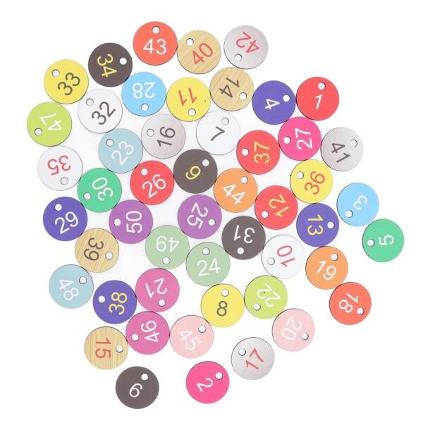 ナンバータグ 番号札 番号ナンバー 穴付き 番号タグ ビーハイブマーカー 50pcs 番号1-50 蜂の巣マーカープレート商品コード：49081138228型番：3111220246611【ABS素材】:番号付きタグはABS素材でできており...