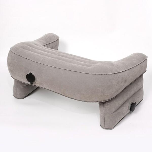 膝上テーブル エアーデスク PC クッションテーブル 肘置き 膝上クッション 机 折りたたみ コンパクト 軽量 持ち運び便利 車 ベッド ソファー 読書 ゲーム PC作業商品コード：49081142645型番：BUM-871サイズ：65x6...