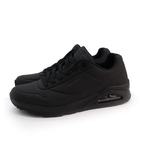 クラシックなエアクッションスタイルに最新の快適性を取り入れたシューズ、スケッチャーズ ストリート ウノ - スタンド オン エア。アッパーになめらかな穴あきタイプのレザー調の合皮を使用したファッションスニーカー。SKECHERS Air-C...