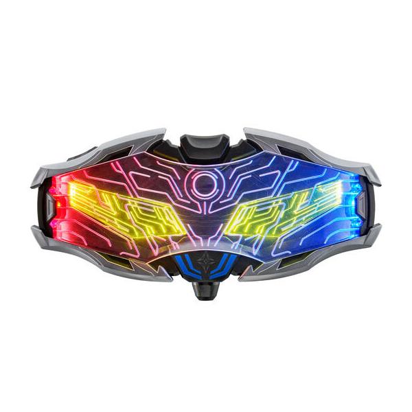 【発売日：2026年07月04日】【セット内容】ウルトライズアイ本体…１・ウルトライズブレスレット…1・コスモレコードウォール…1【使用電池】単4乾電池×3本（別売り）60年分の光をその目に！ウルトラマンシリーズ60周年を記念したアイテム「...