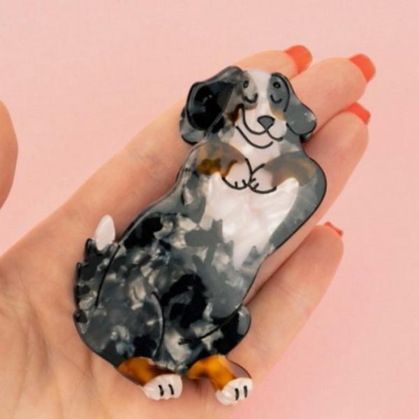 Coucou Suzette バーニーズ ヘア クロー使用素材リサイクルアセテートサイズ高さ 約8cm×横 約4.5cm重さ 約26g原産国: フランスコメントCoucou Suzette,新作のヘアアクセです。大人気のバーニーズが更に可愛...