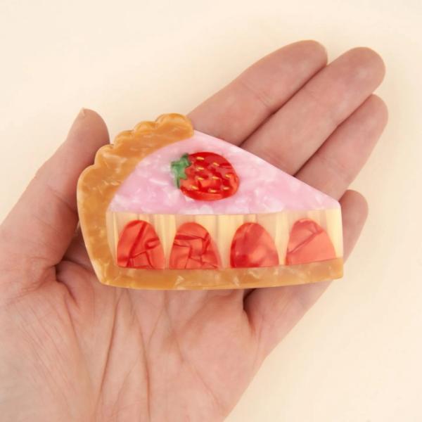 Coucou Suzette Strawberry Pie Hair Claw Red使用素材酢酸アセテートサイズ高さ 約5cm×横 約8cm重さ 約27.4gフランスからの直接輸入品コメントCoucou Suzette,新作のヘアアクセで...