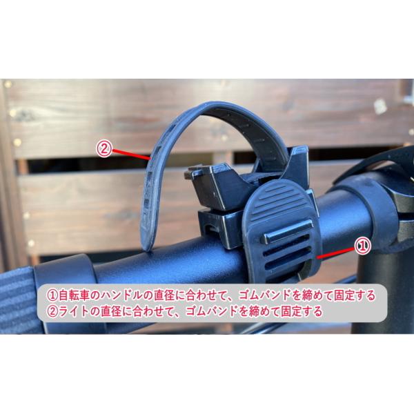 コリンズプラス 自転車用 ライトホルダー LEDライトホルダー 懐中電灯 ライト 固定器具 マウンテンバイク クロスバイク ロードバイク■特徴・これがあれば簡単に自転車にライトを取り付けることができます。・その他パイプであれば工夫次第でいろ...