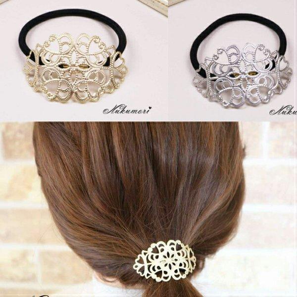 サイズ：横5センチ　縦3センチ素材：合金カラー：つや消しシルバー　つや消しゴールドモニターの発色の具合によって実際のものと色が異なる場合がございます。