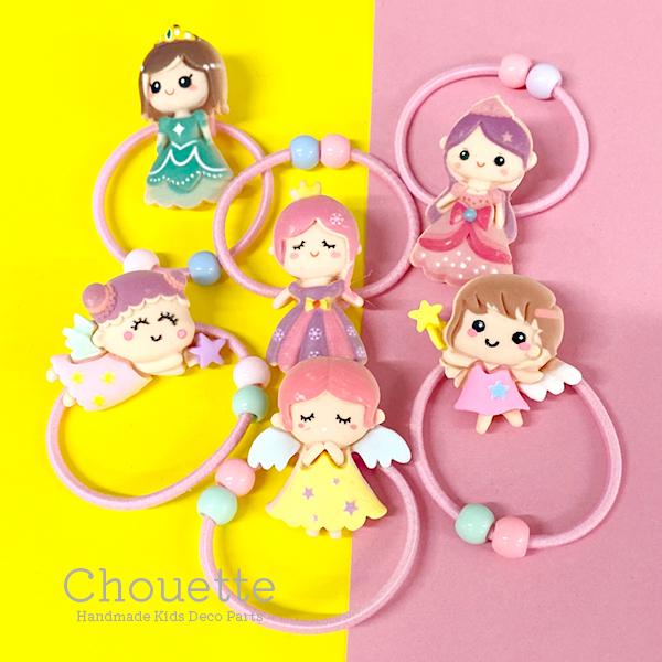 ご覧になって頂きありがとうございます。 可愛らしいエンジェル＆プリンセスのヘアゴムです♪ビーズ付きのヘアゴムがおしゃれで可愛い＾＾６種類あるので日替わりにつけて見るのもおすすめです！（詳細内容）・サイズ：画像参照願いします。・内容数：6個セ...