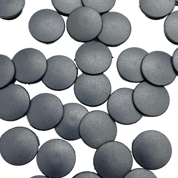 ご覧になって頂きありがとうございます。アクリルパーツにつけてクロックスなどにはめることができます。いろいろなアクリルパーツを付けて楽しめます。【内容数】40個【サイズ】約1cm×1cm 厚み約6mm （多少の誤差がある場合がございますのでご...