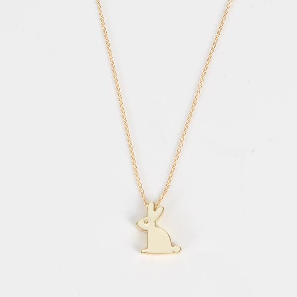 ■スタイルネックレス■商品説明【CONEJITO BOLD ENAMEL NECKLACE】ホワイトのエナメルをあしらった、ラビットモチーフのキュートなネックレス。■カラーCOCONUT WHITE（A4000）- ココナッツホワイトアリー...