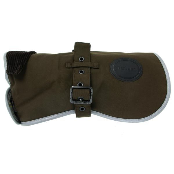 【WATERPROOF DOG COAT】ウォータープルーフ素材のドッグコート。反射板付きで、裏地はタータンチェック柄。■スタイルドッグウェア■カラーオリーブグリーン×ブラウン裏地：クラシックタータン■素材POLYESTER（ポリエステル）...