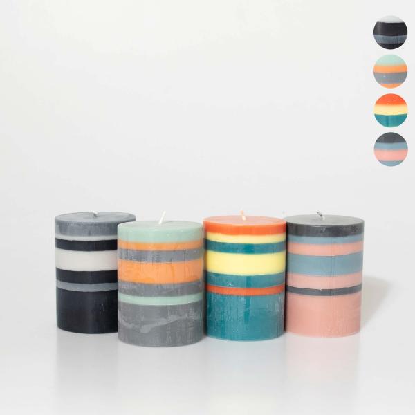 ■スタイルキャンドル■商品説明【HAND POUR DECO PILLAR CANDLES 10cm SMALL STRIPED PILLAR CANDLE】ストライプのピラーキャンドル。エコロジーカラー染料を使用しており、パラフィンフリー...