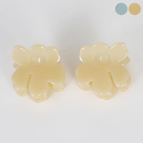 ■スタイルヘアクリップ■商品説明【NANO UNIKKO HAIR CLIP SET SET OF 2】ソフトなカラーで描いたUnikko柄が上品に映えるヘアクリップの2個セット。さりげなく可愛さをプラスでき、デイリーのスタイリングに重宝し...