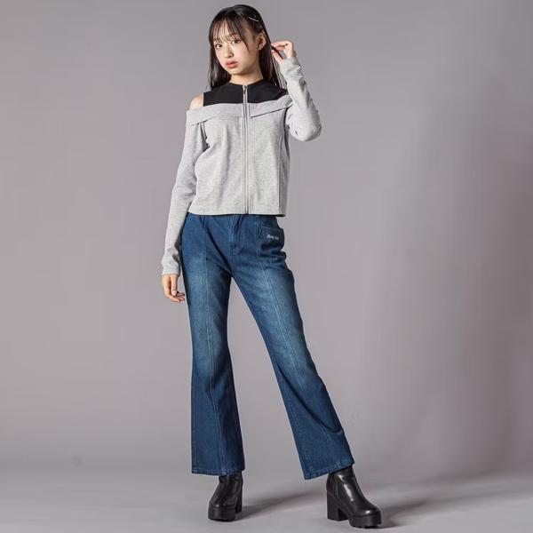 テレコ素材を使った、オフショルダージップトップスの長袖Ｔシャツです。テレコリブランニングの様なレイヤード感覚のデザインＴシャツです。<br>・メーカー希望小売価格はメーカー商品タグに基づいて掲載しています■品　  番：1235-...