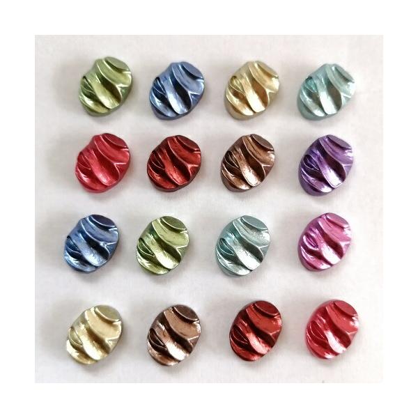 材質　■ アクリル内容量■ 8個名称　■ メタリックカラーメタルめっき アクリル カボション サイズ■ 13 × 10mm 厚み 5.5mmオーバル型アクリルカボションです。綺麗な線状デザインの表面はメタルカラーでコーティングされています。...