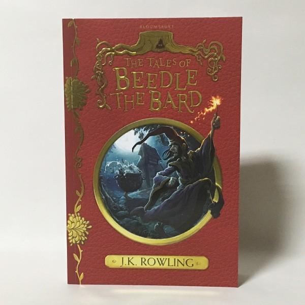 ■種別：中古洋書■著者：J. K. Rowling（J・K・ローリング）■言語：English（英語）※本文フチに経年のシミ等が見られます。※古本ですので相応の使用感やスレ、キズは見られますが、読むにあたっての極端なダメージはありません。